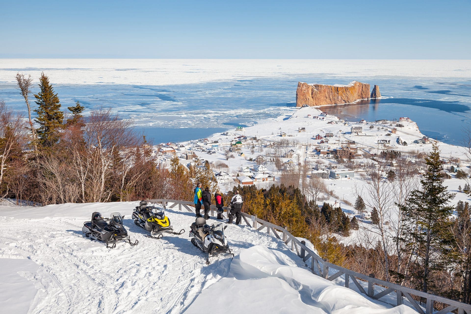 Circuit guidé en motoneige en Gaspésie